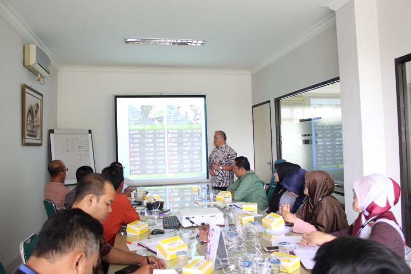 BPRS Mitra Amal Mulia Launching Produk Penukaran Valuta Asing pertama ...