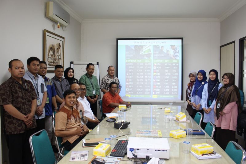 BPRS Mitra Amal Mulia Launching Produk Penukaran Valuta Asing pertama ...